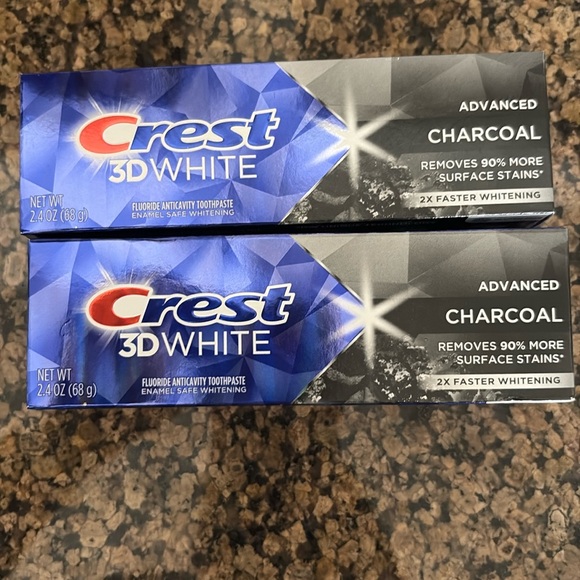 Crest | Bath & Body | Crest 3d White Advanced Charcoal Toothpastes Nwt ...